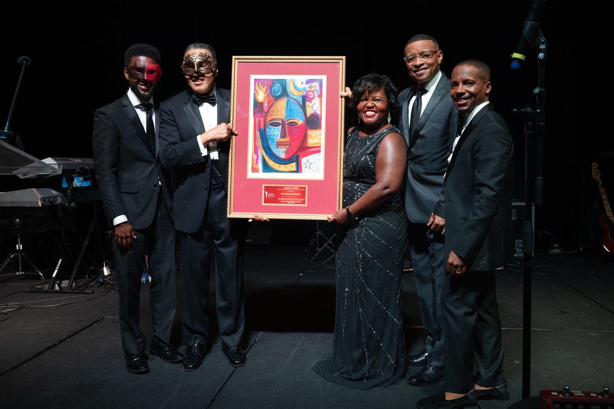 SLIDESHOW: UNCF Baltimore Mayor's Masked Ball raises money for Black ...