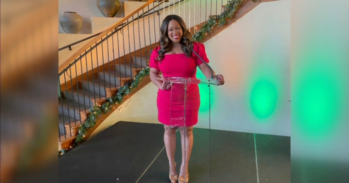 CBS News Colorado Anchor Mekialaya White emcees Indulge for CASA Gala ...