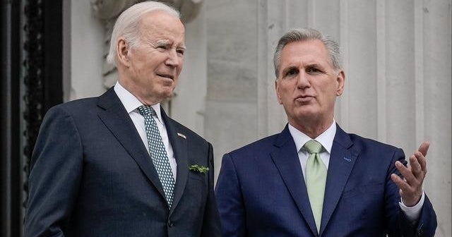 Biden campaign touts Democratic unity while Republicans grapple with ...