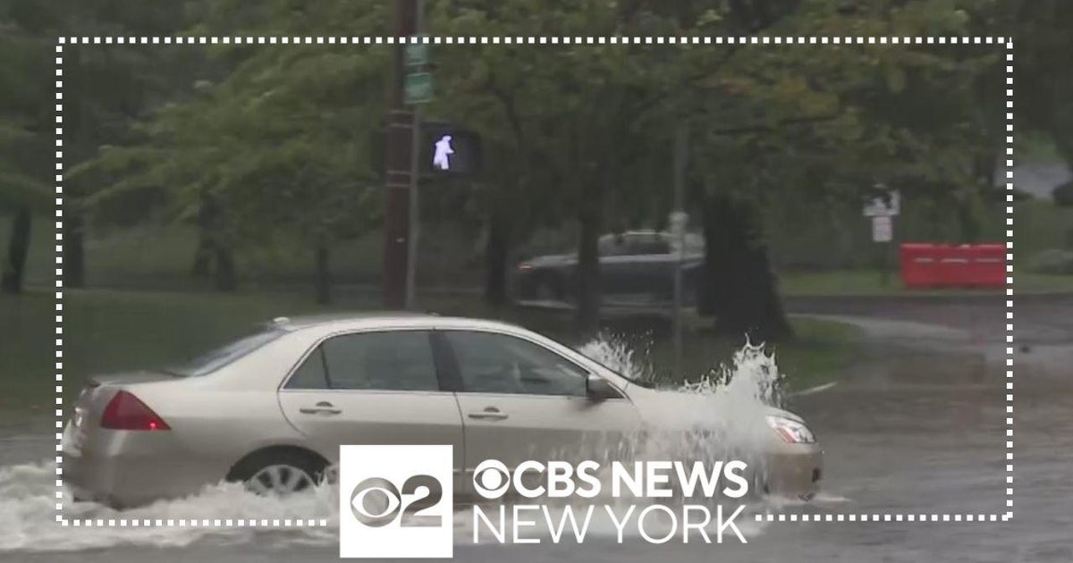 New Rochelle High School dismisses early due to flooding - CBS New York
