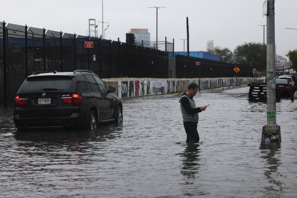 Flooding leaves parts of New York City underwater