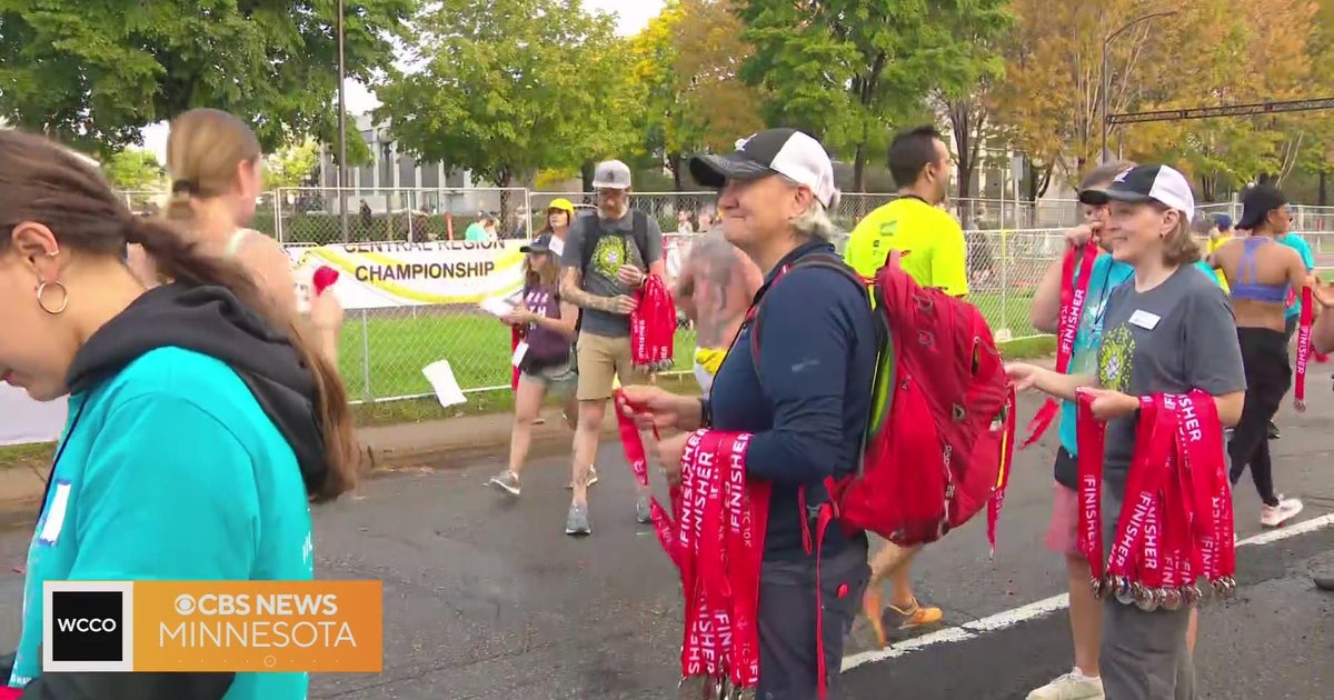 Thousands preparing for TC Marathon - CBS Minnesota