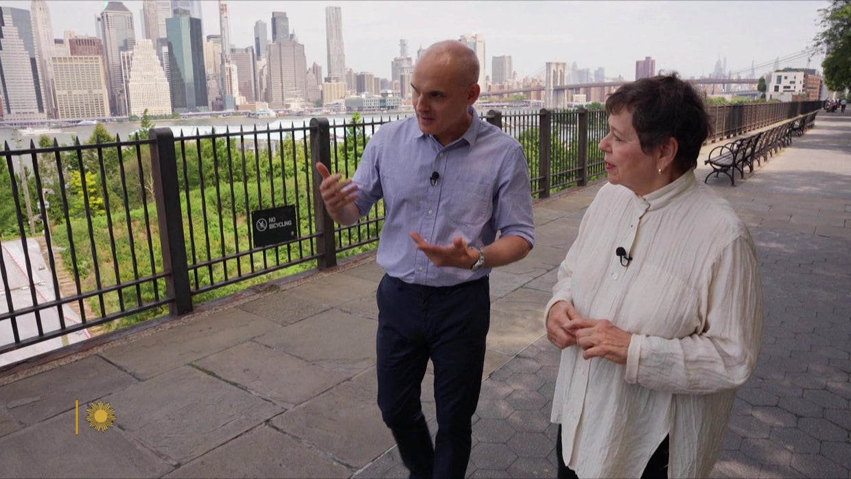 "Trust" author Hernan Diaz on his love for "the music of English" - CBS ...