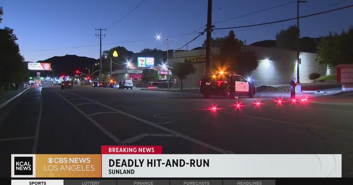 Police investigate deadly hit-and-run in Sunland - CBS Los Angeles