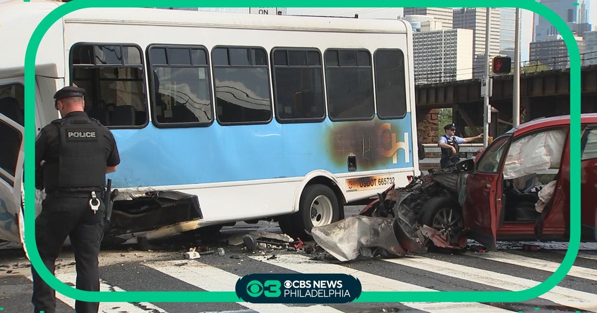 5 injured after CHOP bus and SUV crash in University City - CBS ...