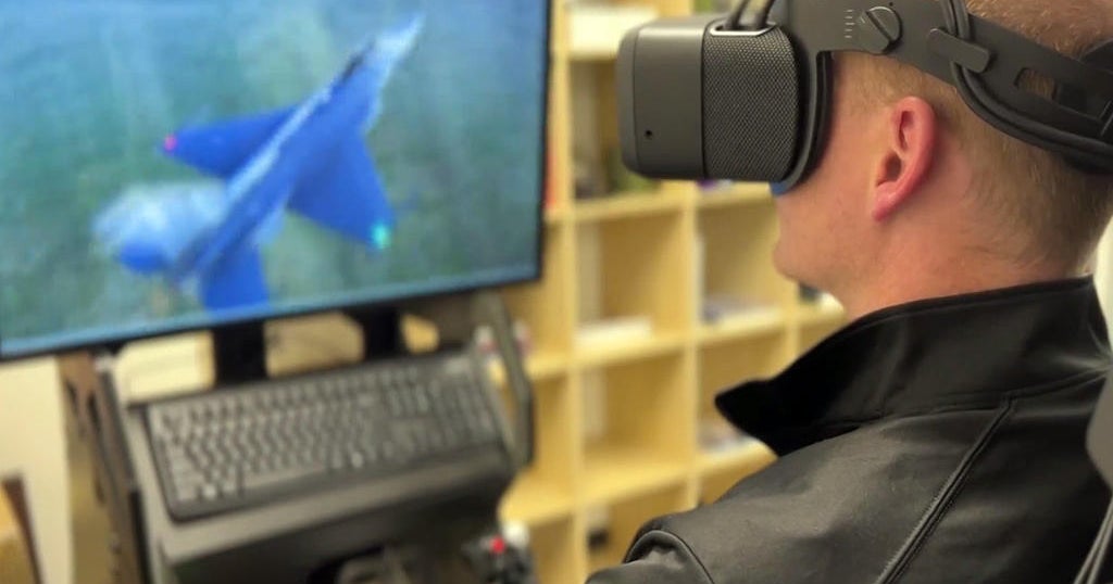 Consumer-grade VR gear used to train fighter pilots - CBS San Francisco
