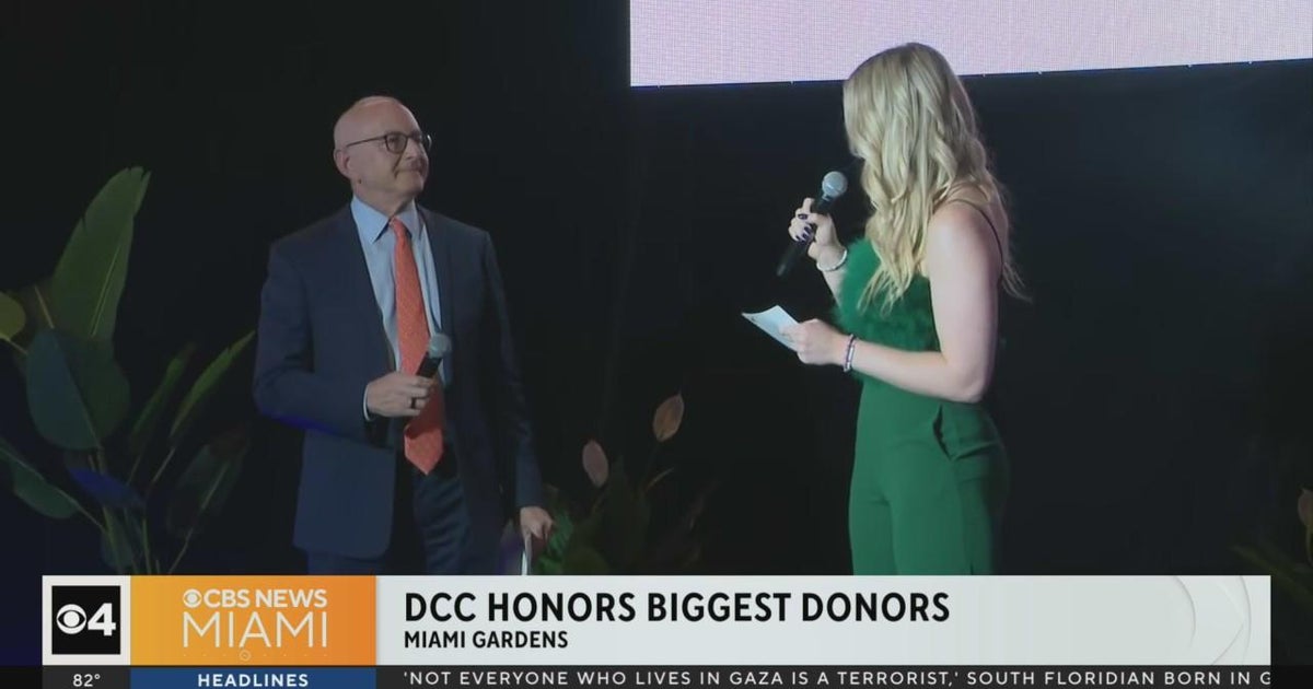 Dolphins Challenge Cancer honored "heavy hitters" at Hard Rock Stadium ...