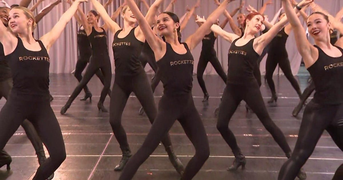 Radio City Rockettes kick off rehearsals for 2023 Christmas Spectacular ...