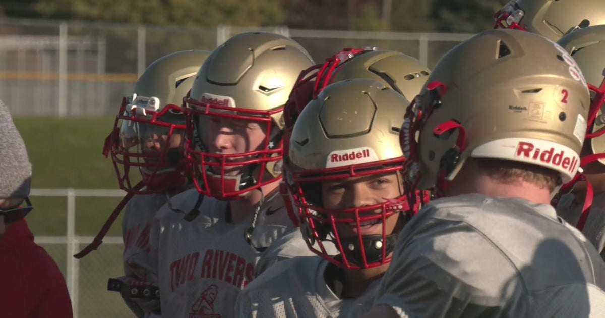Two Rivers football team wraps up Cinderella season, heading into ...