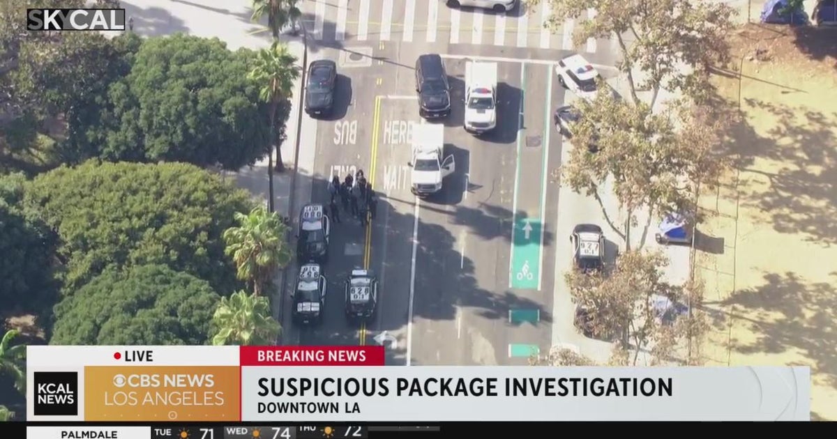Suspicious package investigation underway outside Los Angeles City Hall ...