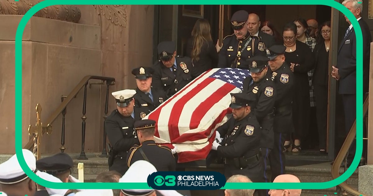 City of Philadelphia pauses to remember Police Sgt. Richard Mendez ...
