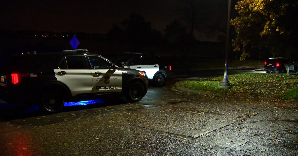 24-year-old man charged with shooting at officer near Lake Harriet ...