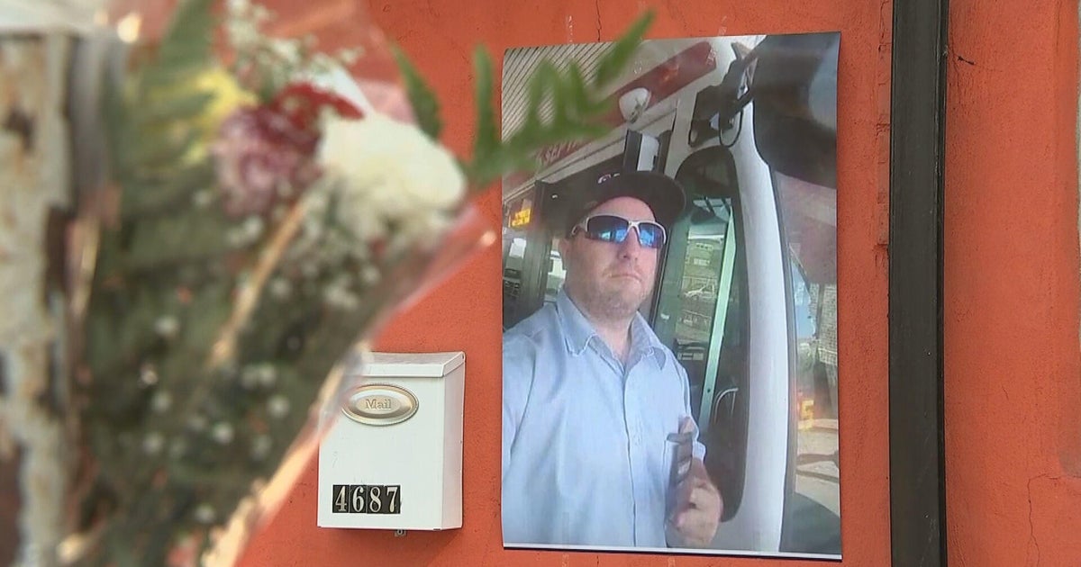 SEPTA employees honor the life of bus operator who was killed while on ...