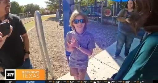 Fifth graders help classmate see in color - CBS Texas