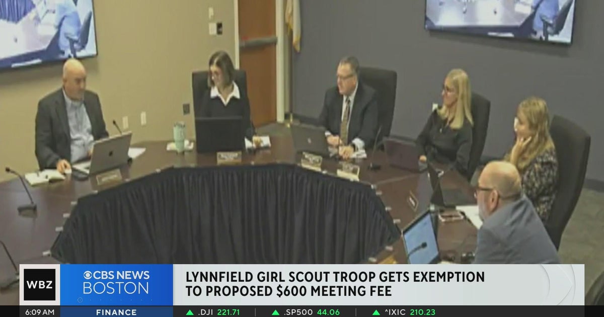 Lynnfield Girl Scouts fight $600 meeting fee and win - CBS Boston