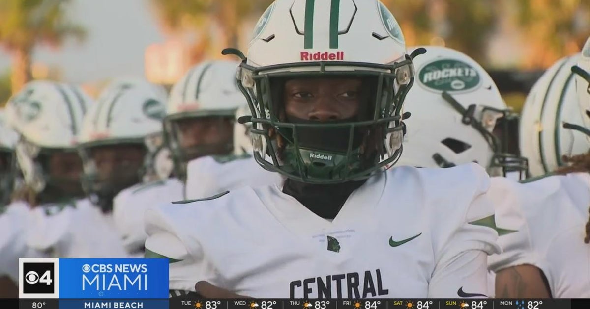 Meet the final 3 Nat Moore Trophy nominees - CBS Miami