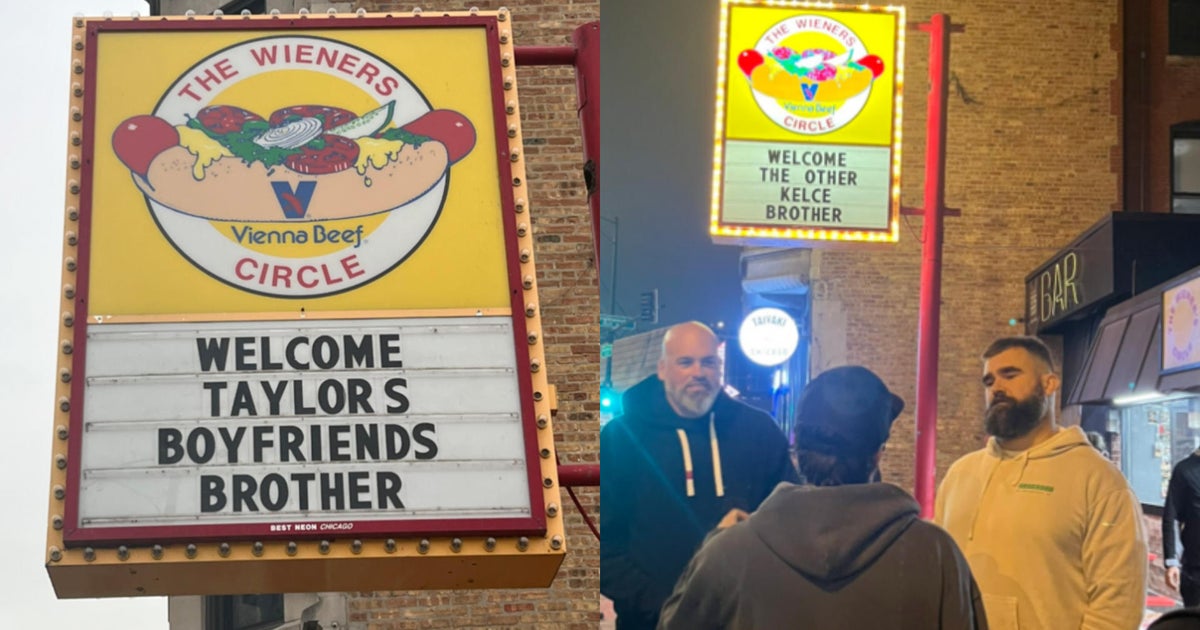 Jason Kelce stops by Chicago's The Wieners Circle - CBS Chicago