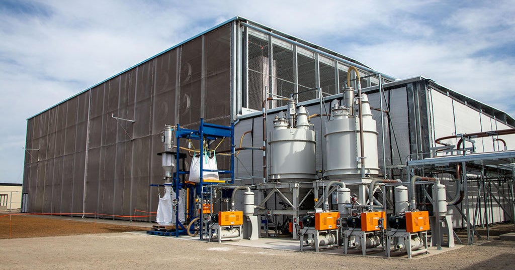 First U.S. commercial direct carbon capture facility opens in Tracy - CBS San Francisco