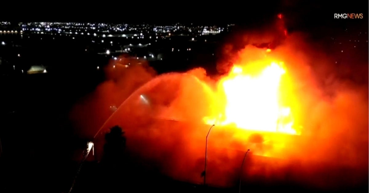 Millions impacted by indefinite closure of Los Angeles freeway - CBS News