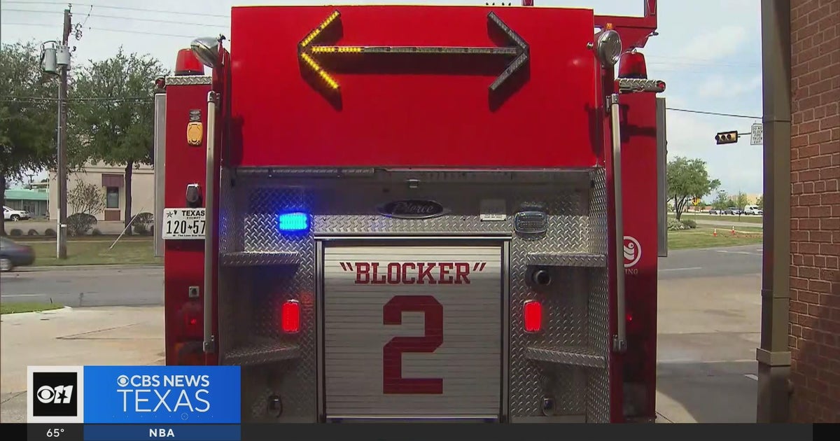 Dallas bringing in 3 new blocker trucks paid for by TxDOT - CBS Texas