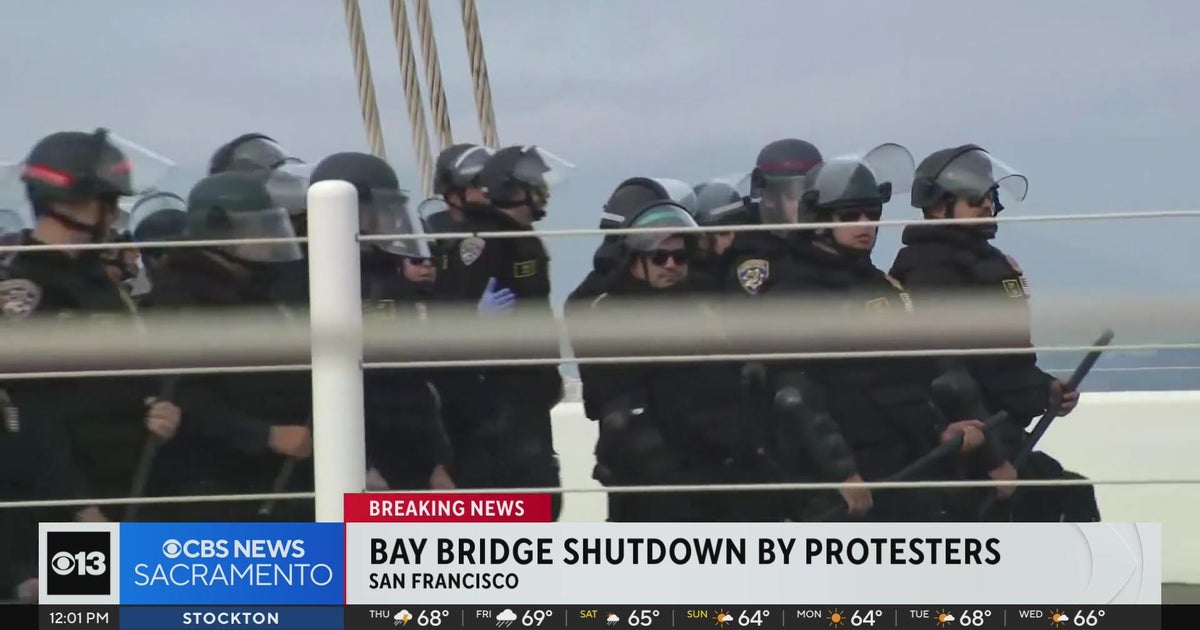 Bay Bridge shutdown by protestors during Thursday morning commute - CBS ...