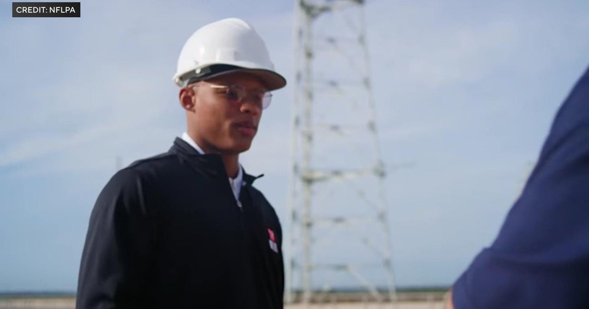 Joshua Dobbs' NASA coworkers say aerospace engineering isn't that ...