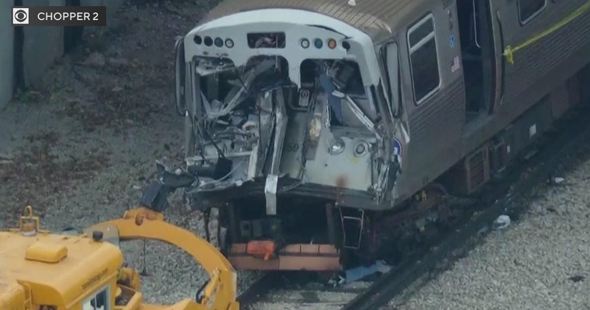 CTA train remains at scene of crash that injured 38 - CBS Chicago