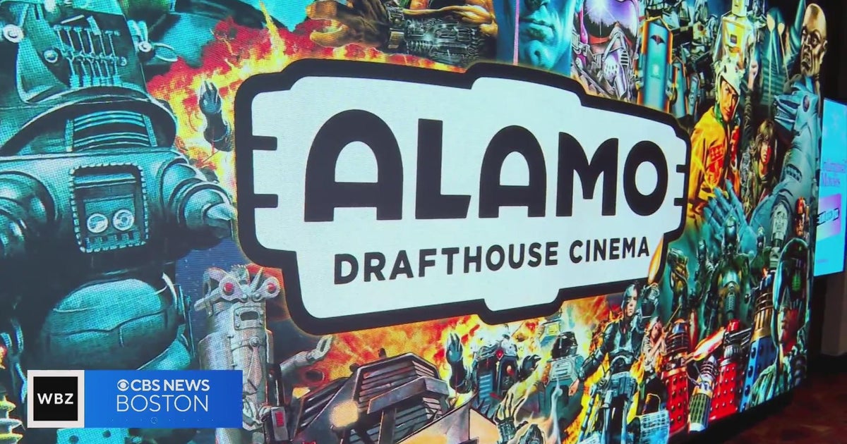 "Food and drinks right at your seats"; New movie theater, Alamo ...