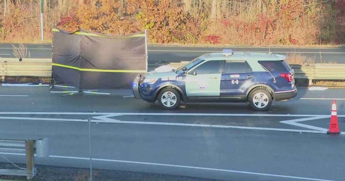 Route 24 north shut down in Fall River after woman hit, killed by ...