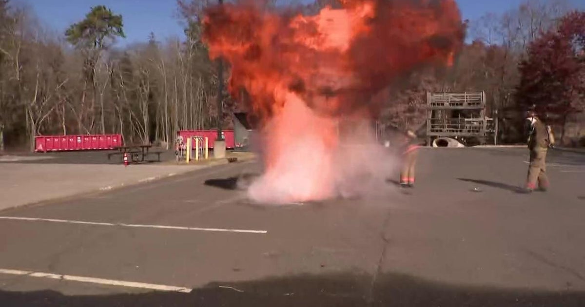 Fire safety reminders for a happy and safe holiday season - CBS New York