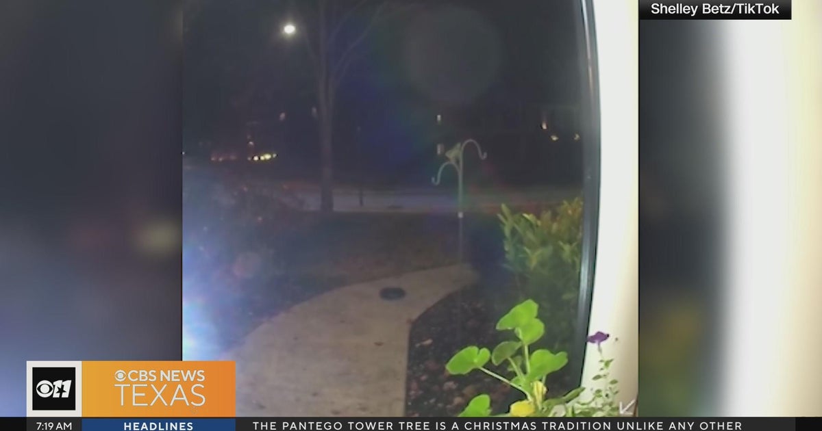 Runaway Roomba found outside - CBS Texas