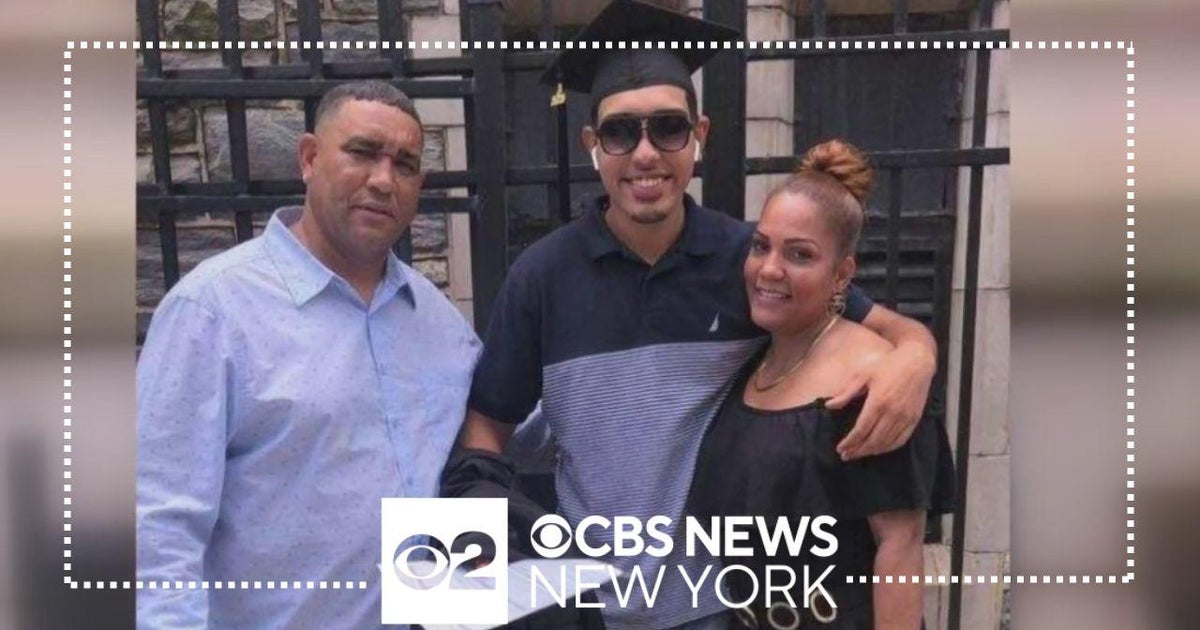 Woman charged with murder in Bronx road rage crash - CBS New York