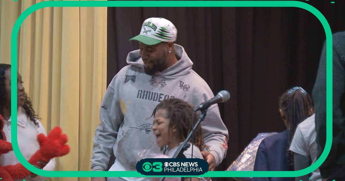 Eagles edge rusher Haason Reddick gives back on Giving Tuesday - CBS ... Eagles edge rusher Haason Reddick gives back on Giving Tuesday - CBS ...