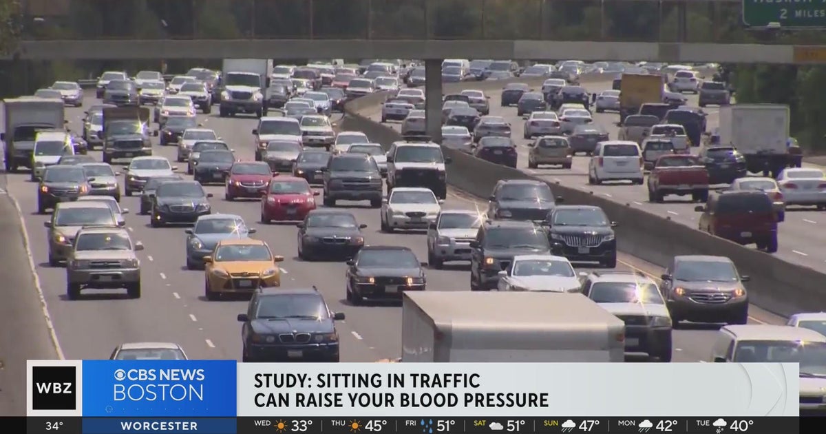 Traffic pollution can raise a driver's blood pressure, study says - CBS ...