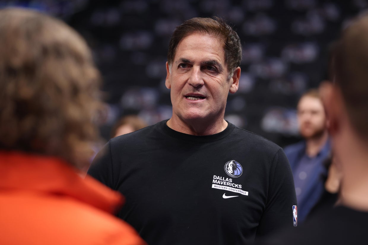Mark Cuban and Mavericks fan respond after heated "fire Nico" exchange ...