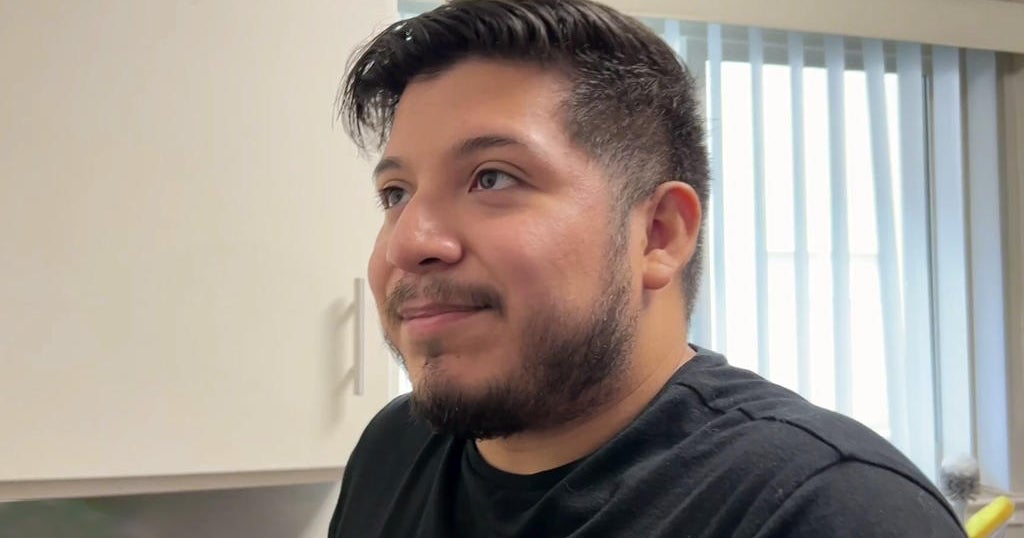 Students Rising Above: Rodrigo Urbina - CBS San Francisco