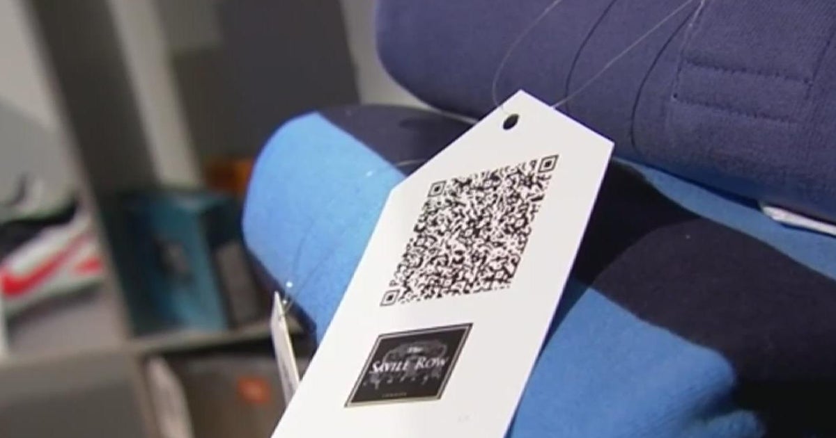 FTC warns consumers of QR code scammers - CBS Chicago FTC warns consumers of QR code scammers - CBS Chicago