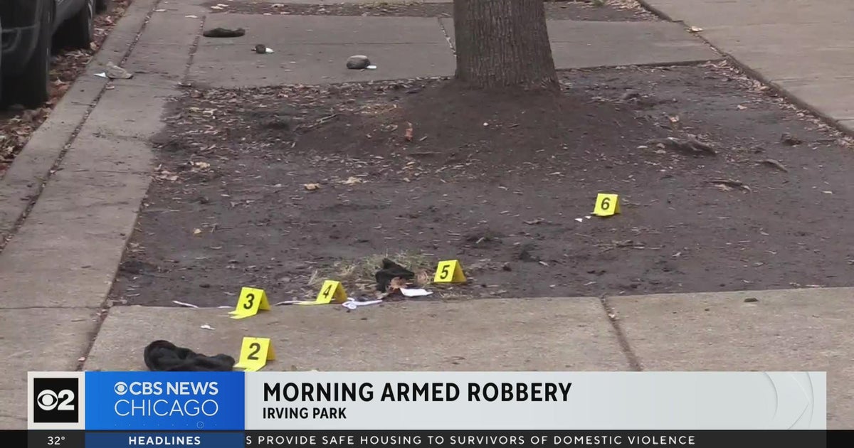 1 in custody after armed robbery in Irving Park - CBS Chicago
