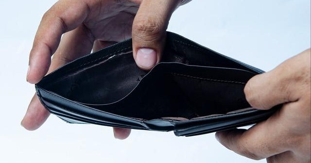 Income isn't keeping up with inflation, 76% of Americans say in new CBS ...