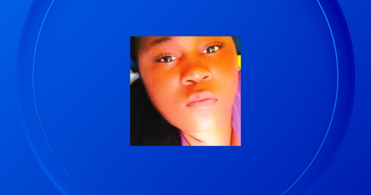 Detroit police search for missing 17-year-old girl - CBS Detroit