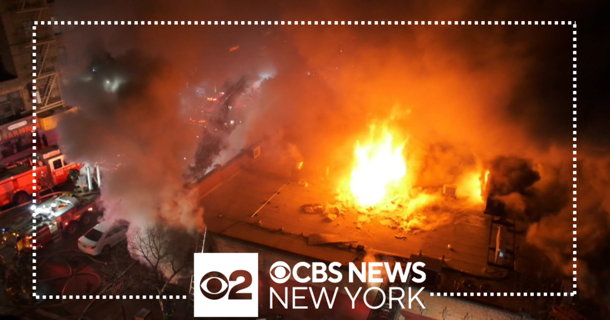 Fire destroys Bronx deli, spreads to neighboring businesses - CBS New York