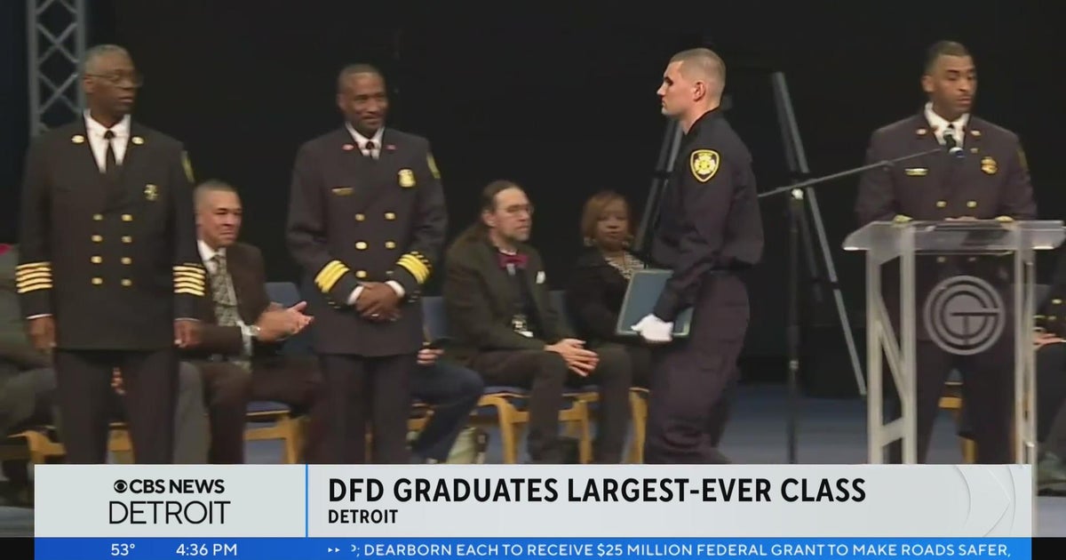 Detroit Fire Department graduates largest duel-enrolled class of cadets ...