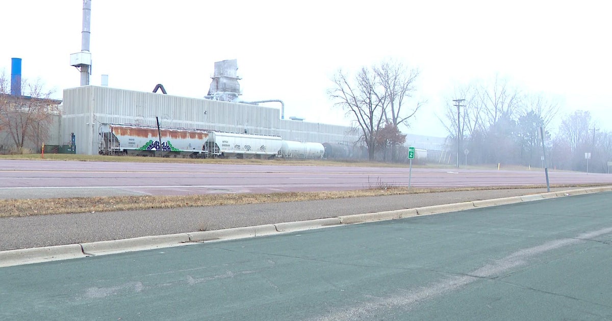 Crews contain fire at battery recycling plant in Eagan - CBS Minnesota