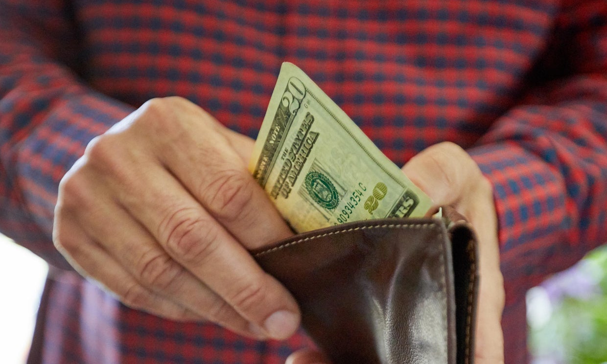 How 'no-spend January' works (and what to do with the money you save ...