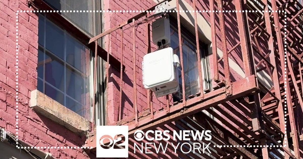 New mysterious boxes in the South Bronx will monitor air quality - CBS ...