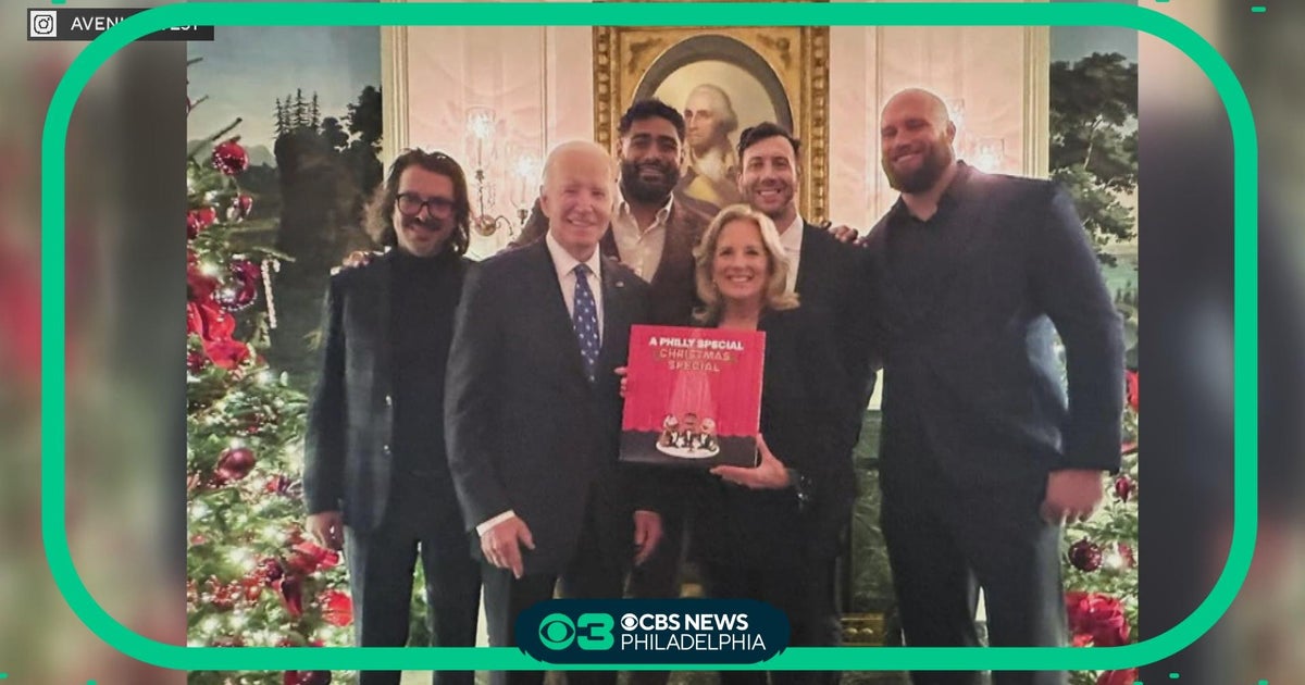 Eagles' OT Jordan Mailata and Lane Johnson visit White House - CBS ...