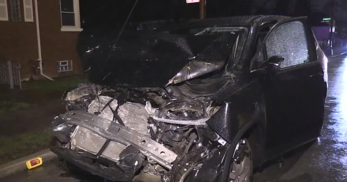 5 hurt including 2 CPD officers, ISP trooper in separate crashes on Dan ...