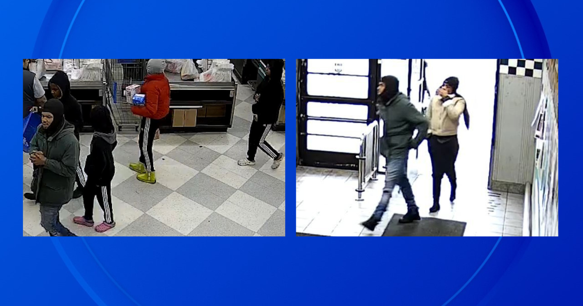 Detroit police search for suspects in November robbery; victims sprayed ...