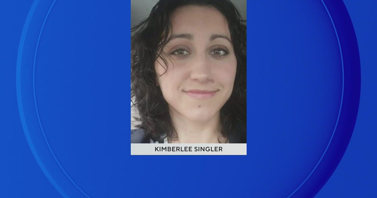 Suspect Kimberlee Singler could be anywhere around the state - CBS Colorado