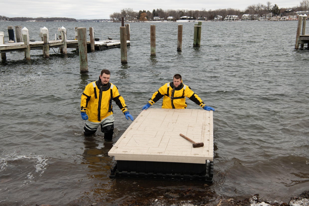 Charity ice dive held in Excelsior — just without ice - CBS Minnesota